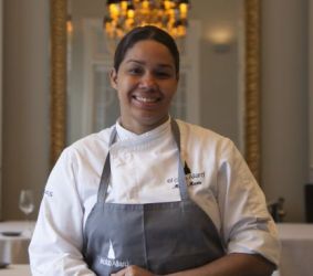 Loable historia de la dominicana María Marte: única mujer con 2 ...