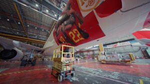 Las imágenes del exclusivo A350 de Iberia que transportará a la ...